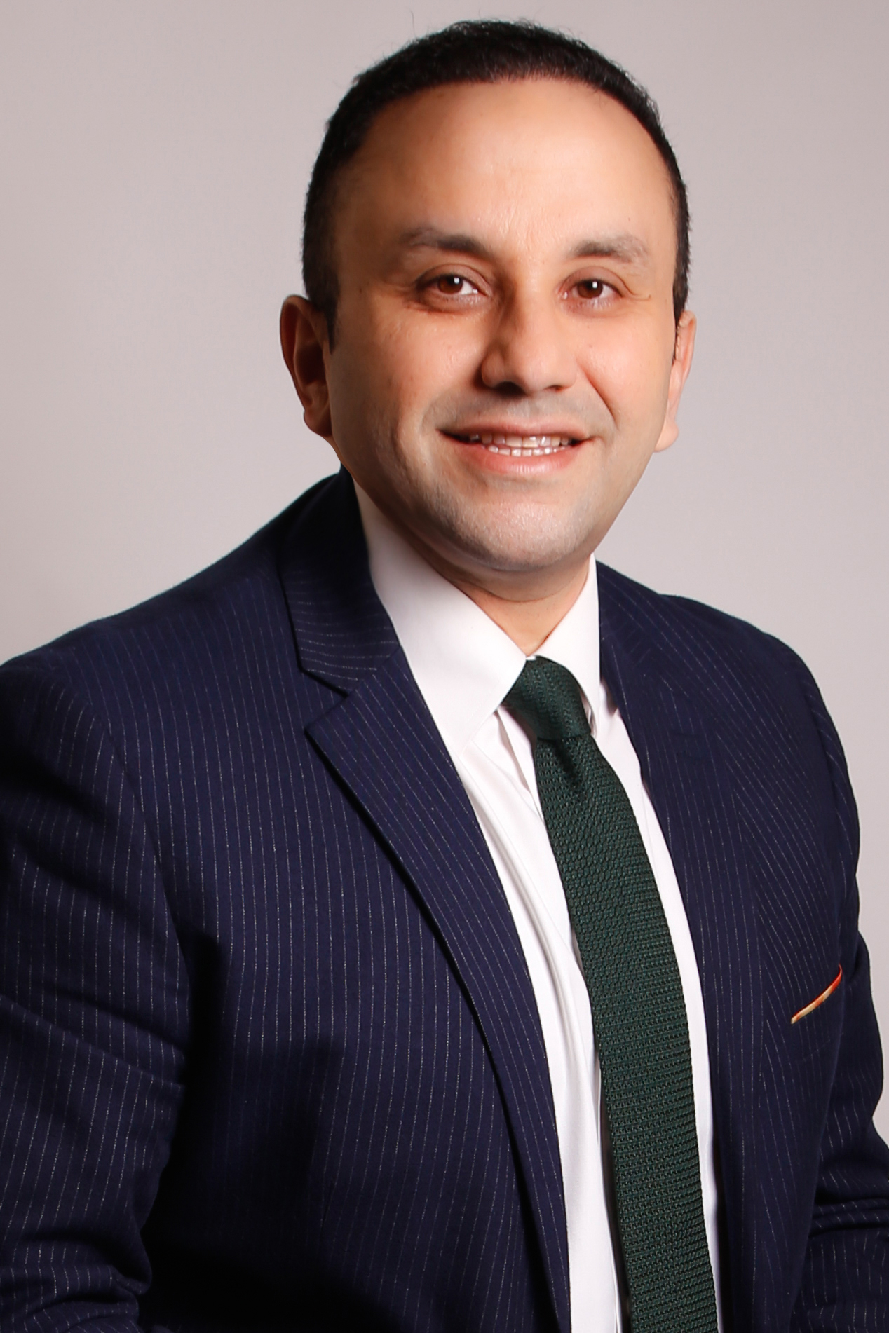 Professor Mo Imam Arm Surgeon | London & Surrey | The Arm Doc